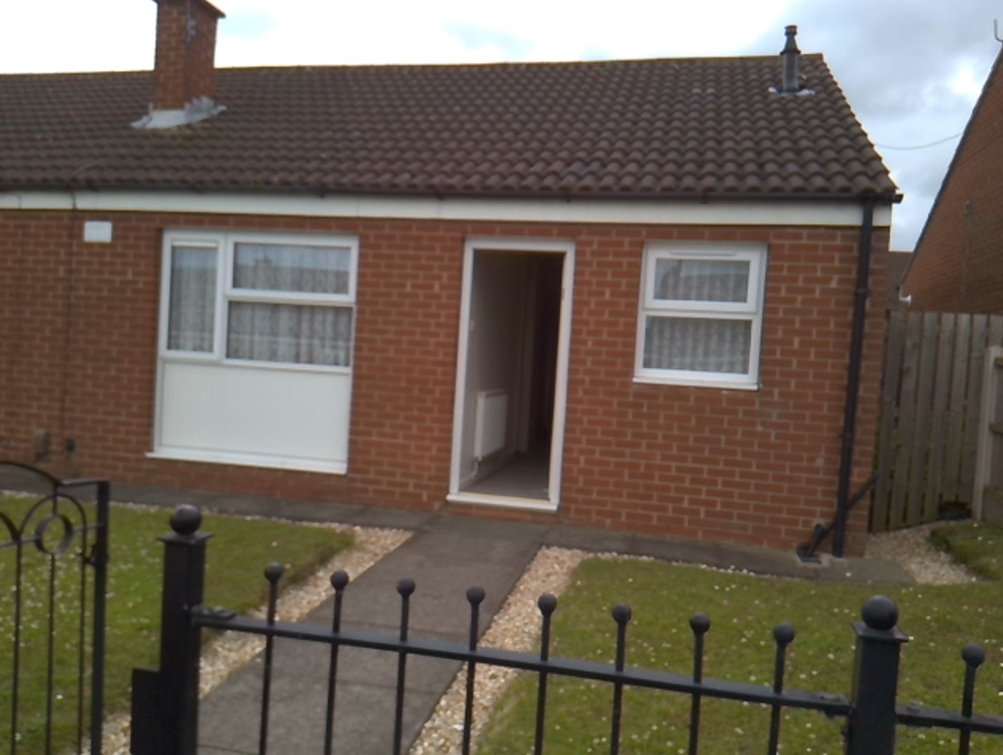 St Leger | Property Details